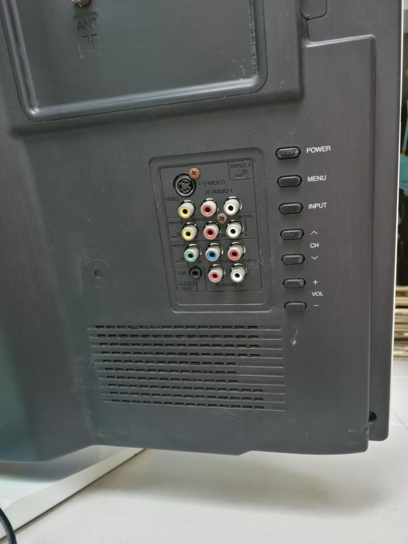 Sharp Aquos 40 Inch LCD TV, TV & Home Appliances, TV & Entertainment, TV on Carousell