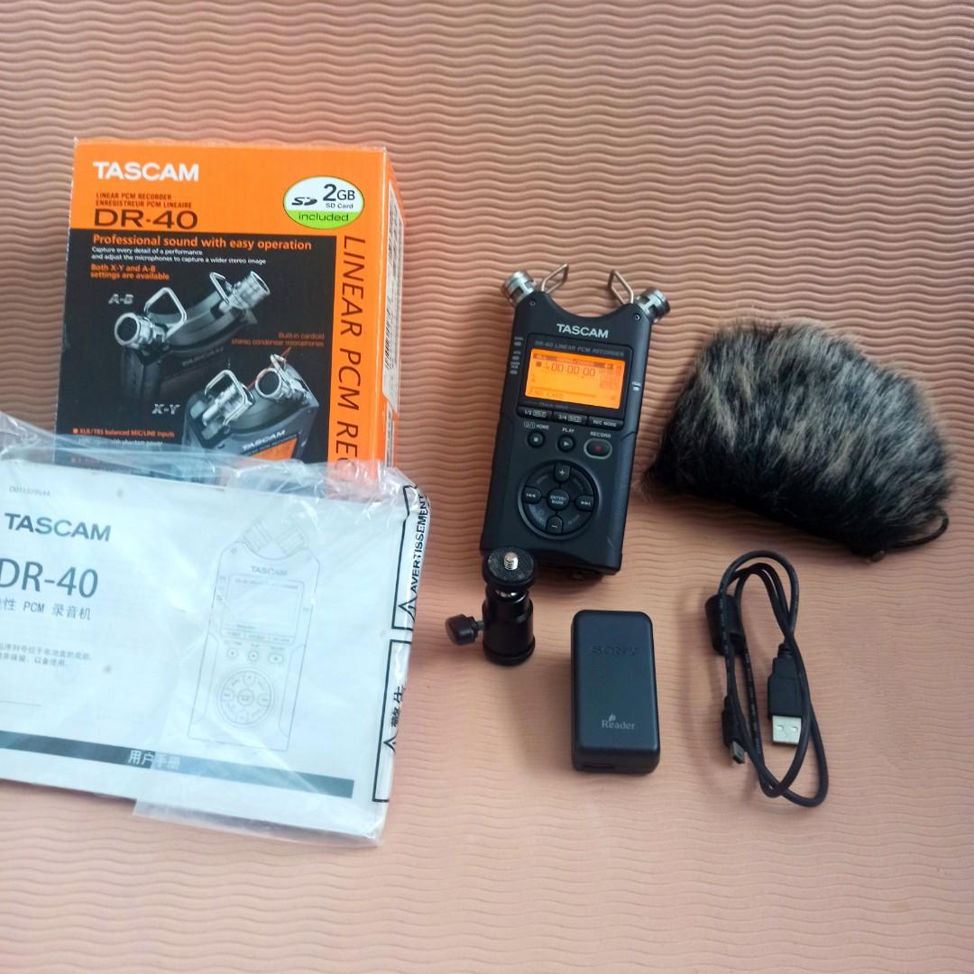 Tascam DR-40 Linear PCM Recorder / Professional Sound with Easy ...