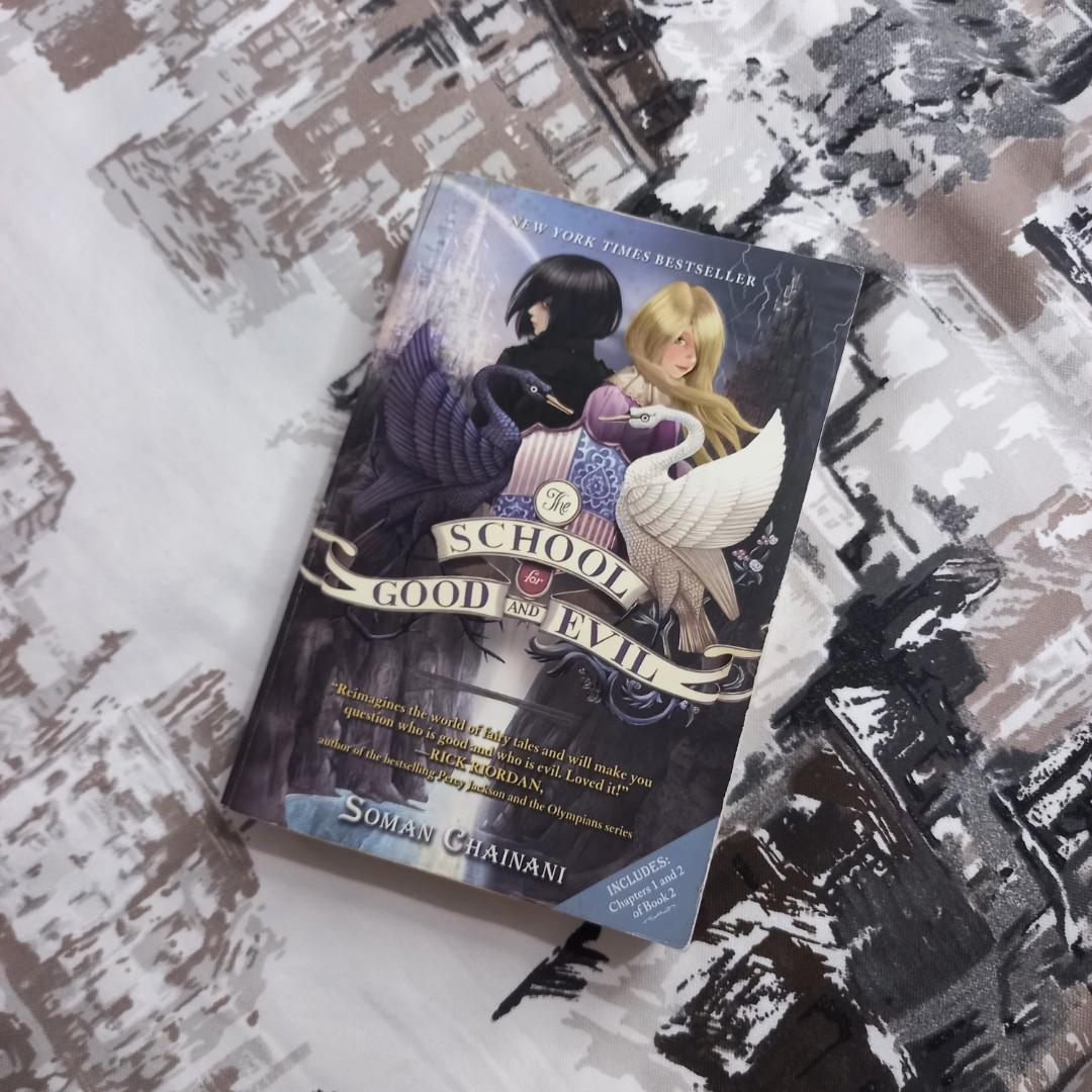 The School for Good and Evil (Book 1), Hobbies & Toys, Books ...