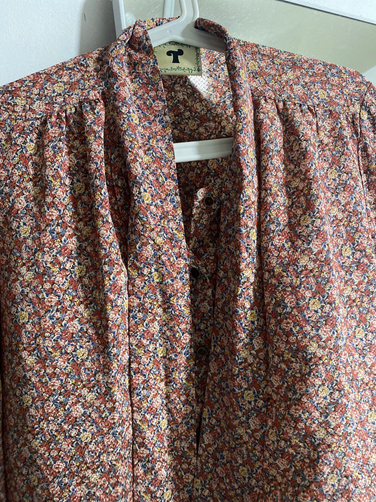 Thingamajig Top, Women's Fashion, Tops, Blouses on Carousell