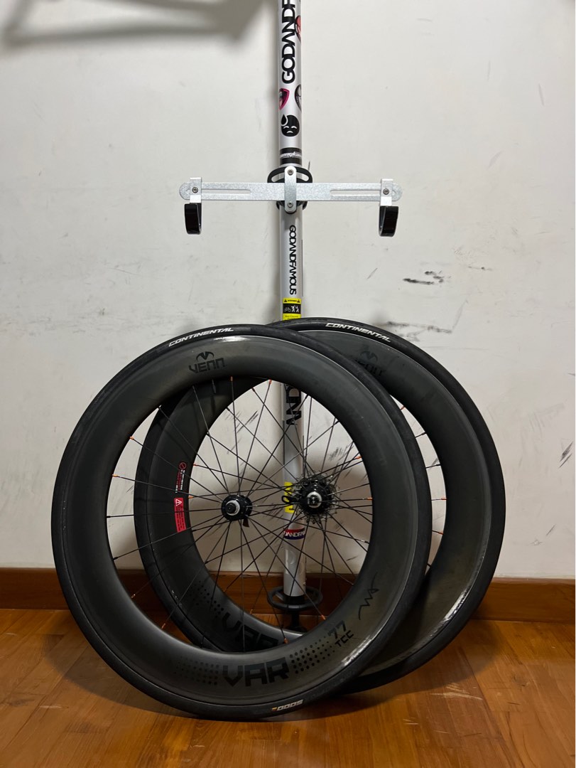 Venn Var 77 x Wheel Angel. Similar to Normal carbon Wheelset Zipp Enve Wheel Angel, Sports ...