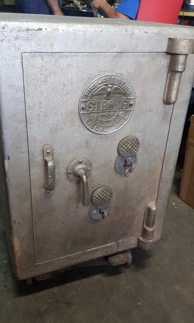 Vintage Fireproof Safe, Furniture & Home Living, Security & Locks, Safe ...