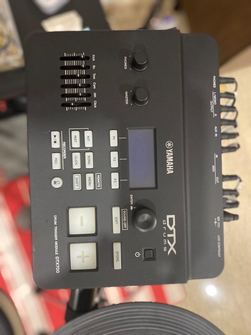 Yamaha DTX700 Electric Drums complete set with all stands, Hobbies ...