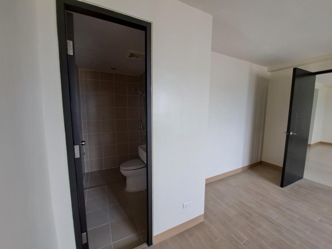 1 Bedroom for Sale! Manhattan Plaza Cubao City, Property, Rentals ...