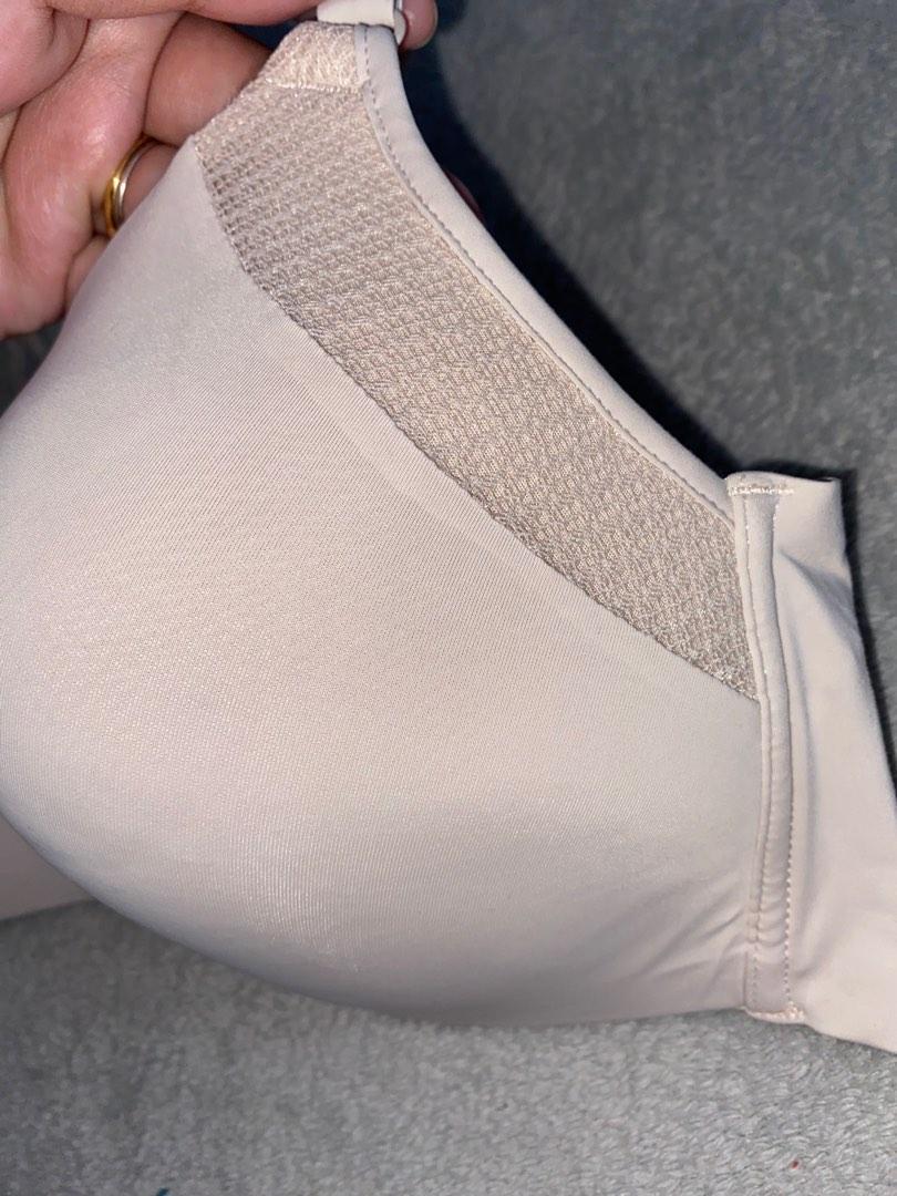 38C/40B Warners Wirefree Lift Bra, Women's Fashion, Undergarments ...