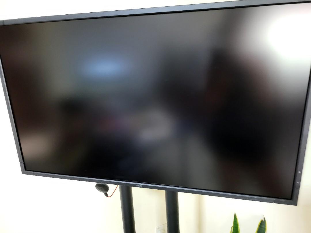 40 inch NEC TV with stand, TV & Home Appliances, TV & Entertainment, TV ...
