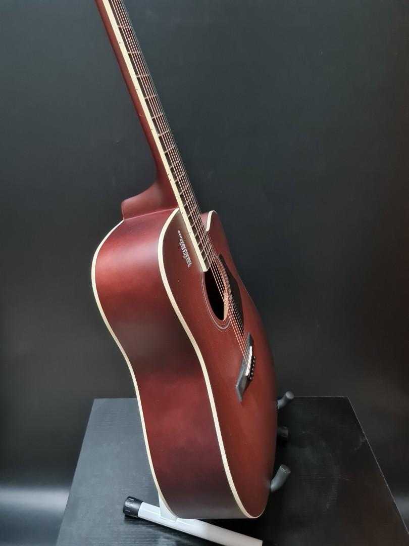 Acoustic Guitar with Solid Top, Hobbies & Toys, Music & Media, Musical ...