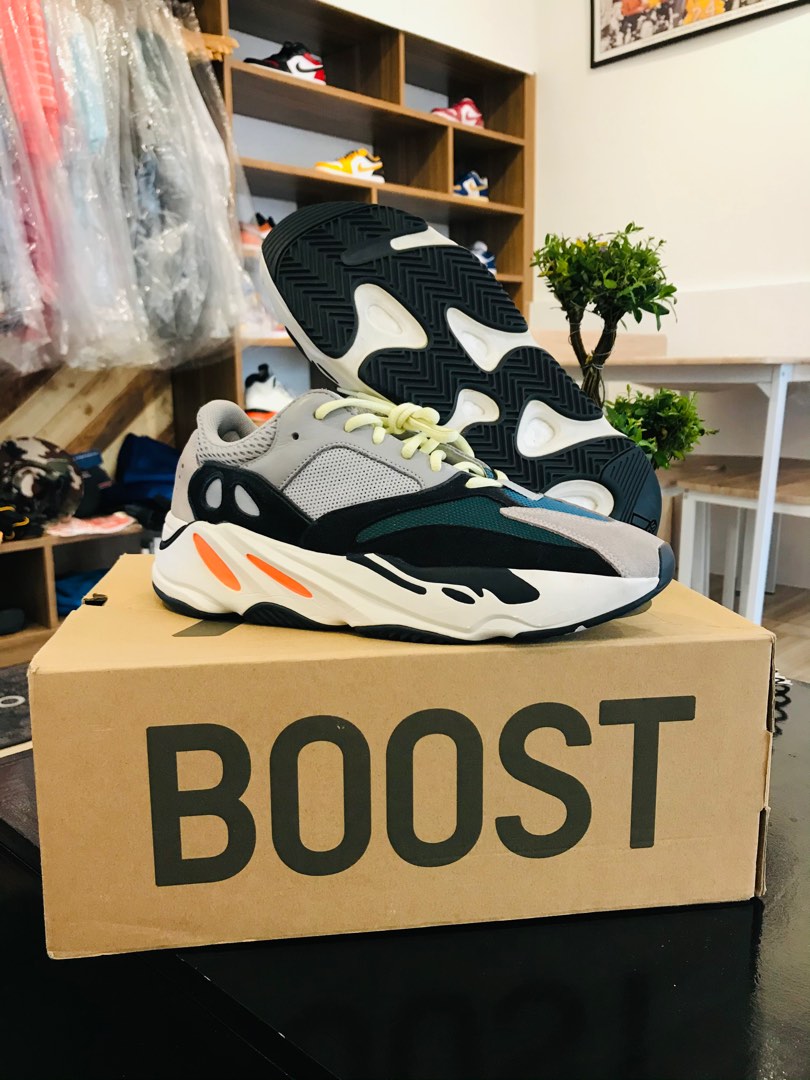 Adidas YEEZY 700 “Wave Runner”, Men's Fashion, Footwear, Sneakers on ...