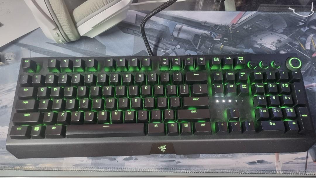 Blackwidow v2 chroma full keyboard, Computers & Tech, Parts ...