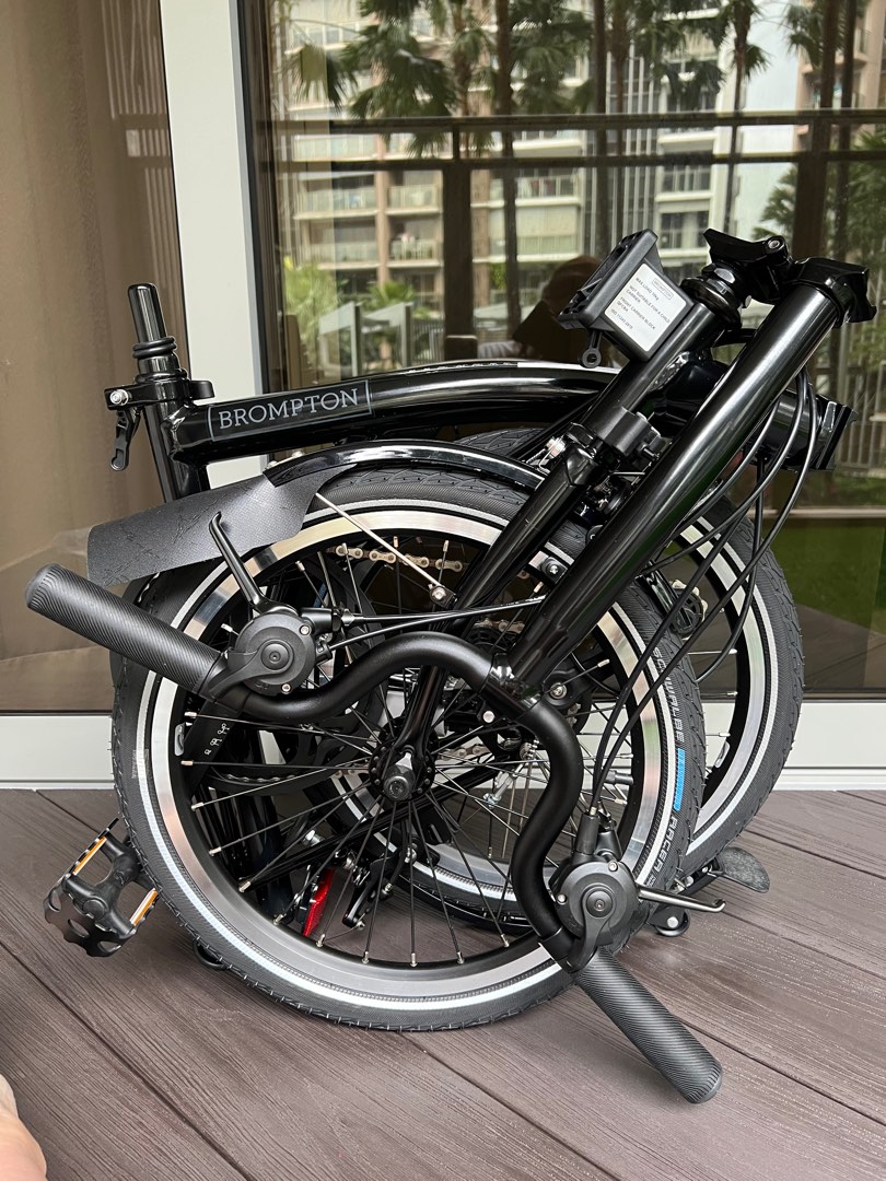 Brompton M6L Black Edition in Glossy Black, Sports Equipment, Bicycles ...