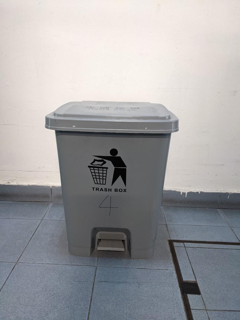 Commercial Dustbin, Furniture & Home Living, Cleaning & Homecare ...