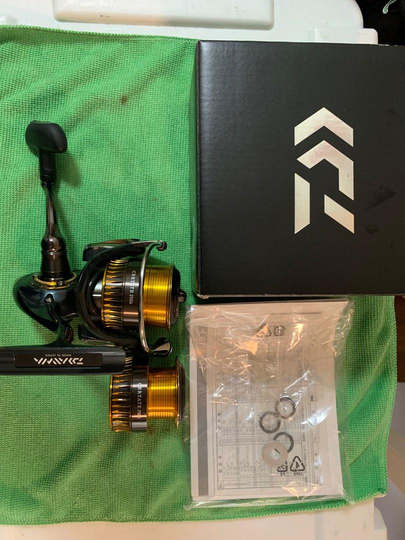 Daiwa CERTATE 2506 with original CERTATE 2500 spare spool, Sports Equipment, Fishing on Carousell