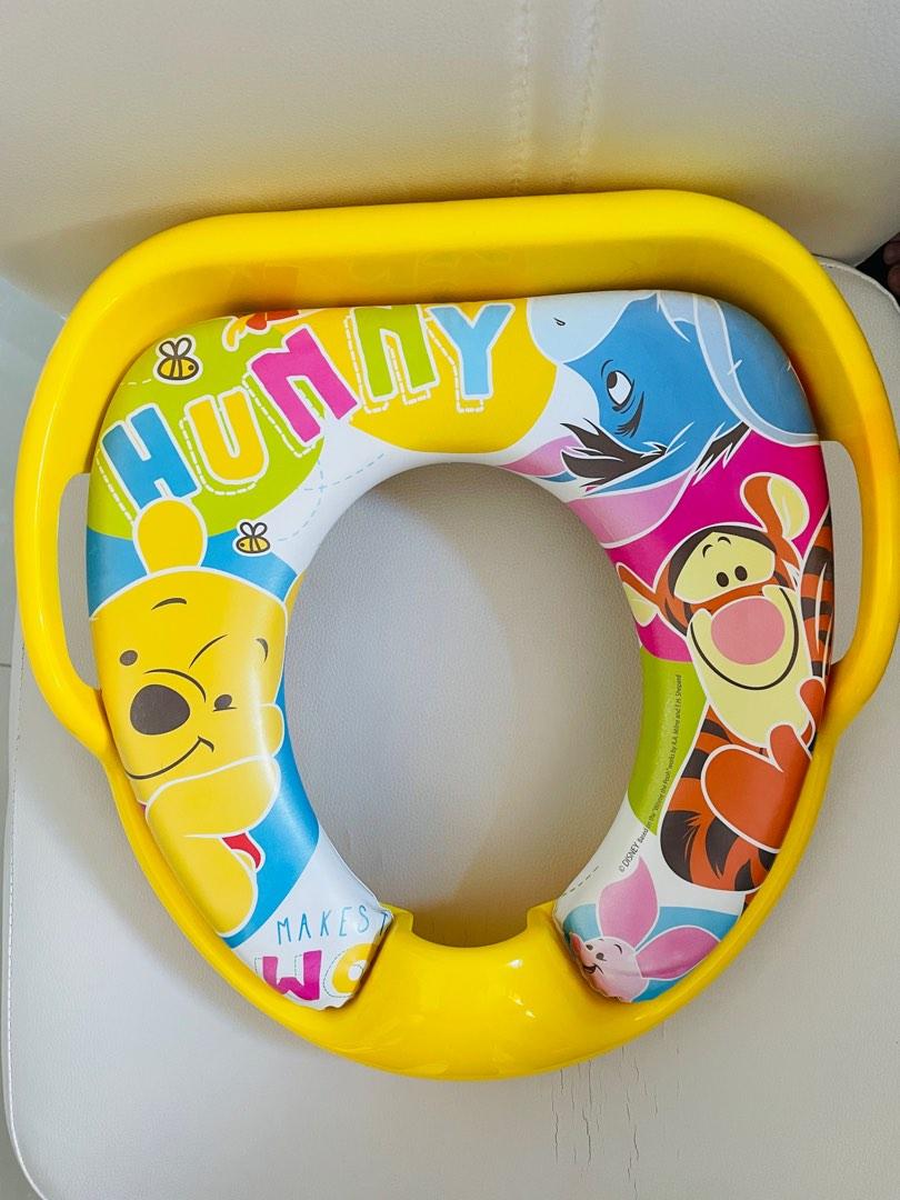 Disney Winnie the Pooh potty toilet trainer 幼童廁所板, 兒童＆孕婦用品, 兒童傢具, 其他兒童傢 ...
