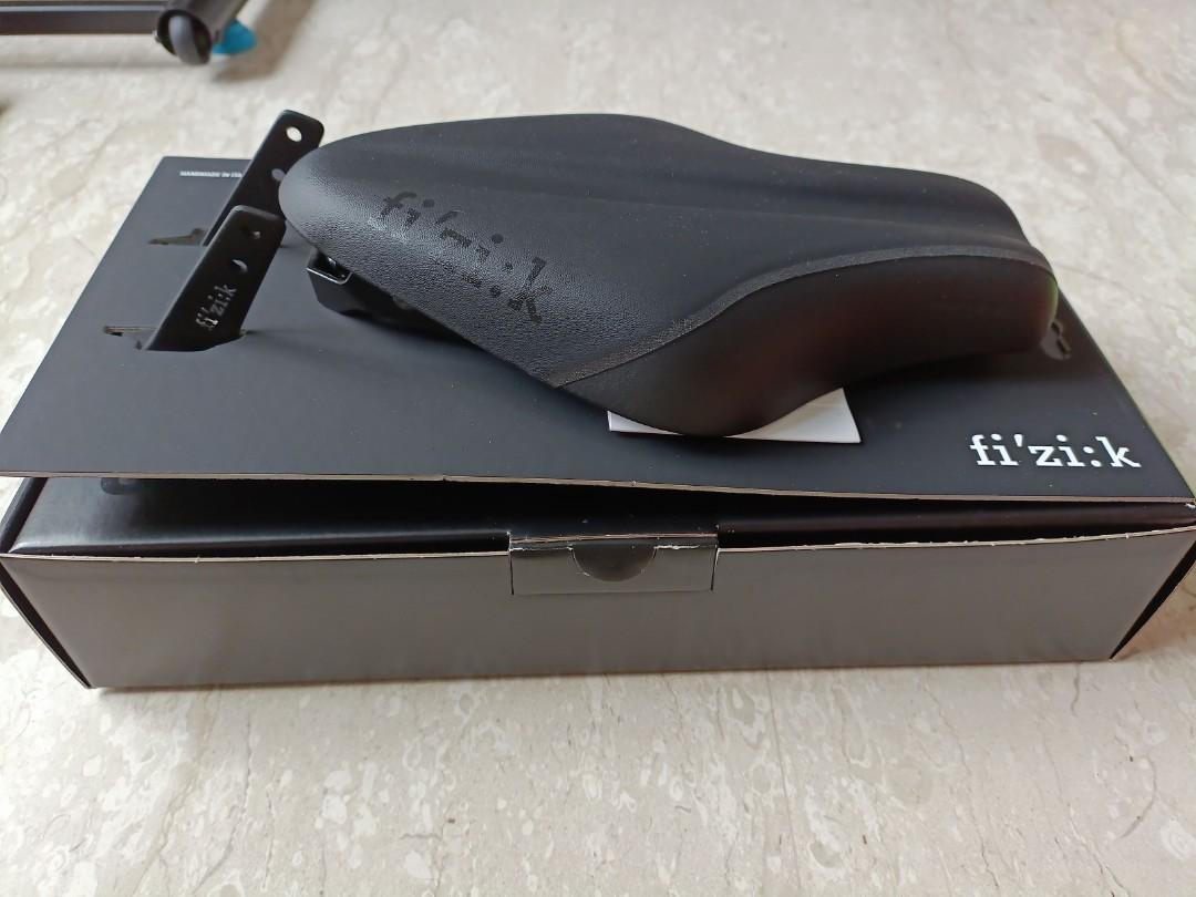 Fizik Mistica Tri Saddle, Sports Equipment, Bicycles & Parts, Parts ...