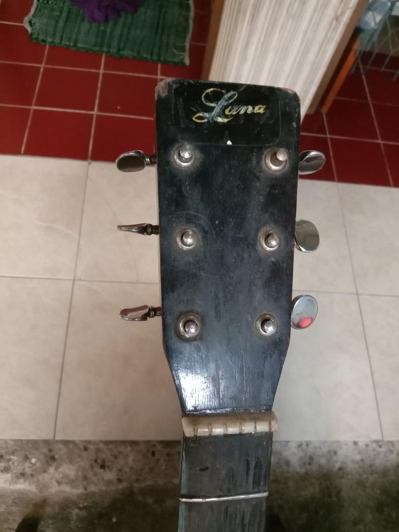 Gitar Luna Made In Japan Tokyo copy Martin, Musik & Media, Alat di ...