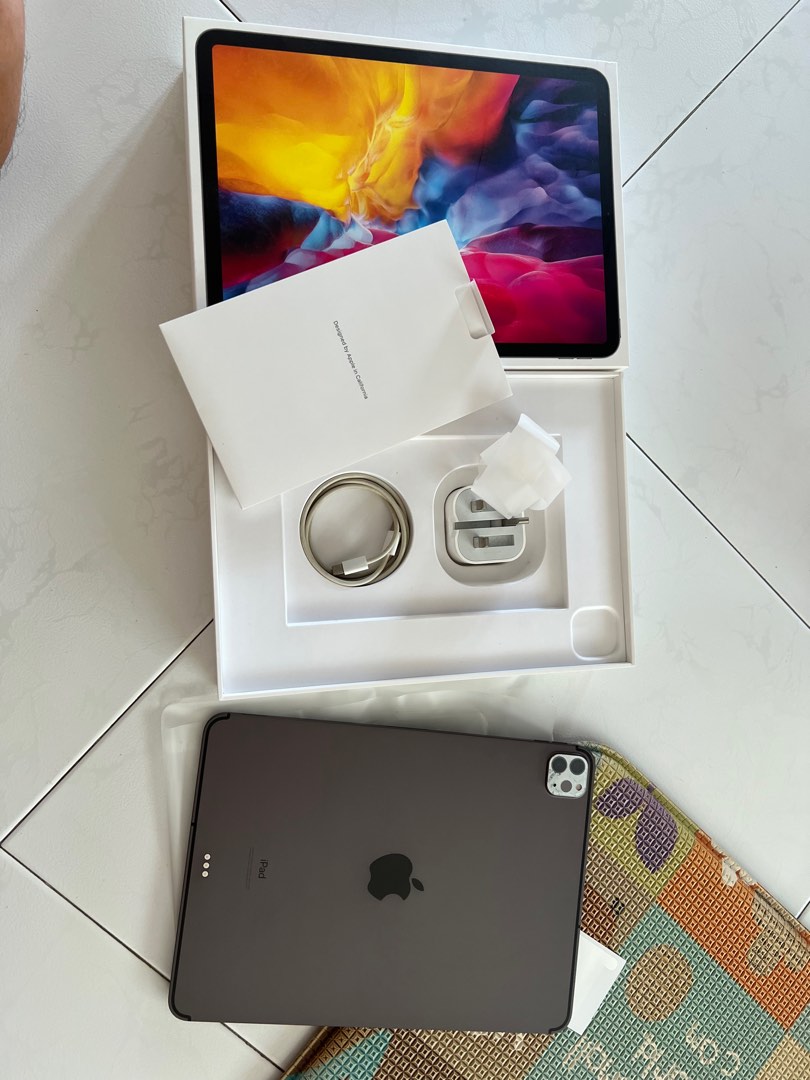 iPad Pro 11 inch (2nd Gen) cellular Space Grey 128 GB, Mobile Phones ...