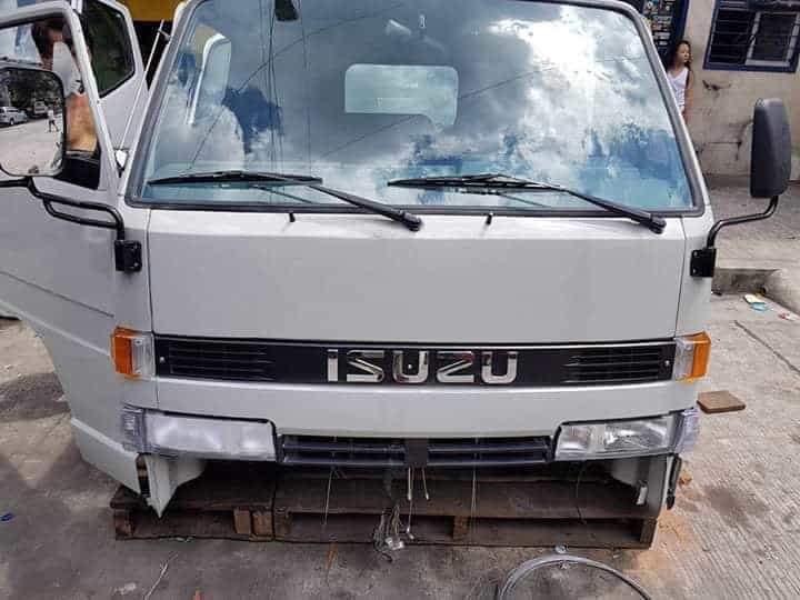 Isuzu Canter Fuso Hino Cabin Head Cowl Head, Commercial & Industrial ...