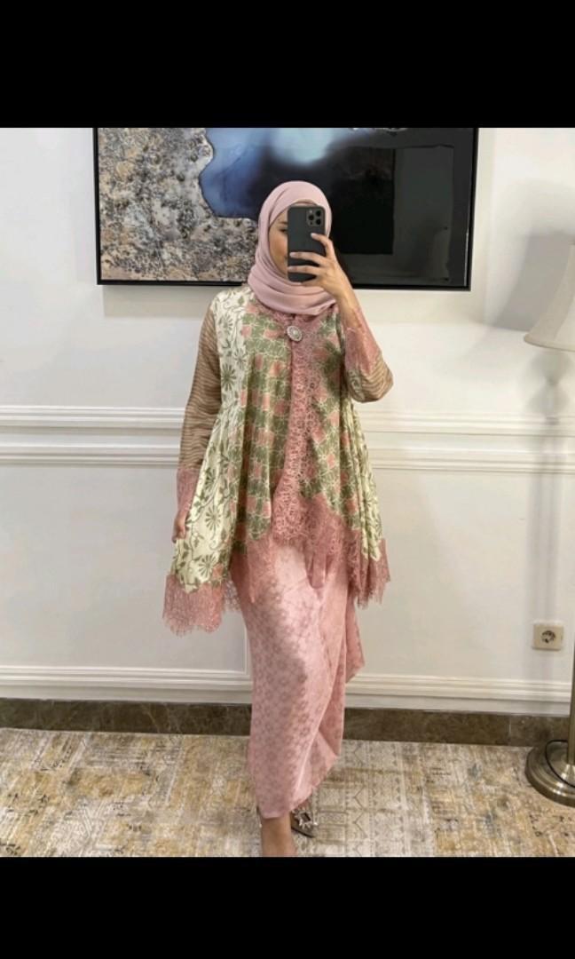 Kartini’s Label Batik Modern ARUNIKA, Women's Fashion, Muslimah Fashion ...