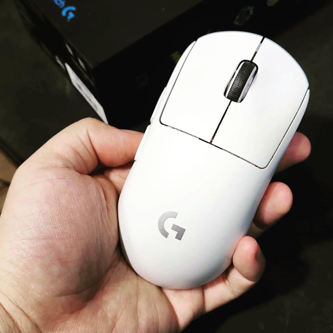 Logitech G Pro X Superlight White- like new, Computers & Tech, Parts ...