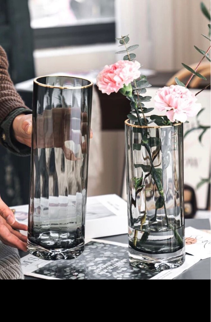 LUXURY MODERN GLASS VASE, Furniture & Home Living, Home Decor, Vases ...