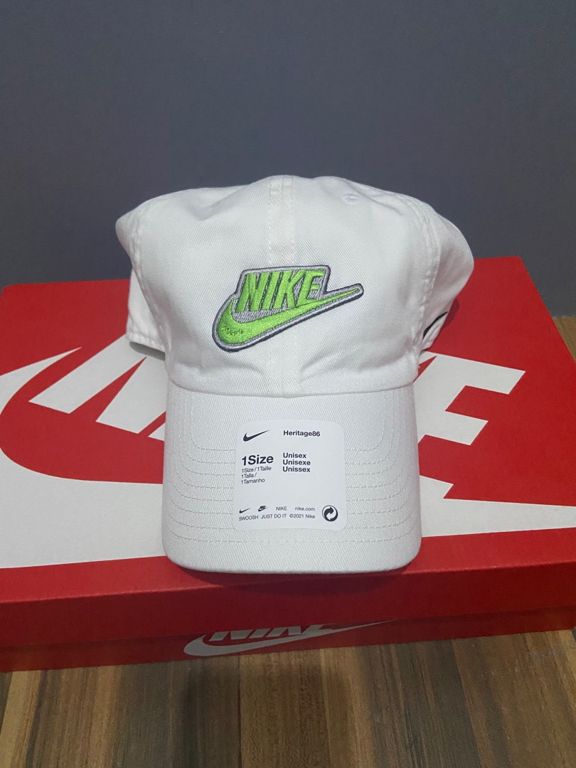 Nike Cap, Men's Fashion, Watches & Accessories, Caps & Hats on Carousell