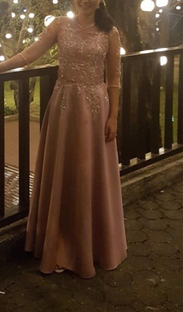 Old Rose Entourage Gown, Women's Fashion, Dresses & Sets, Evening ...