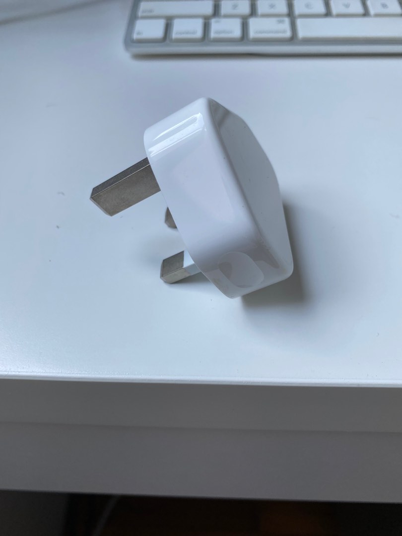 Original Apple USB- A Connection Plug, Mobile Phones & Gadgets, Other ...