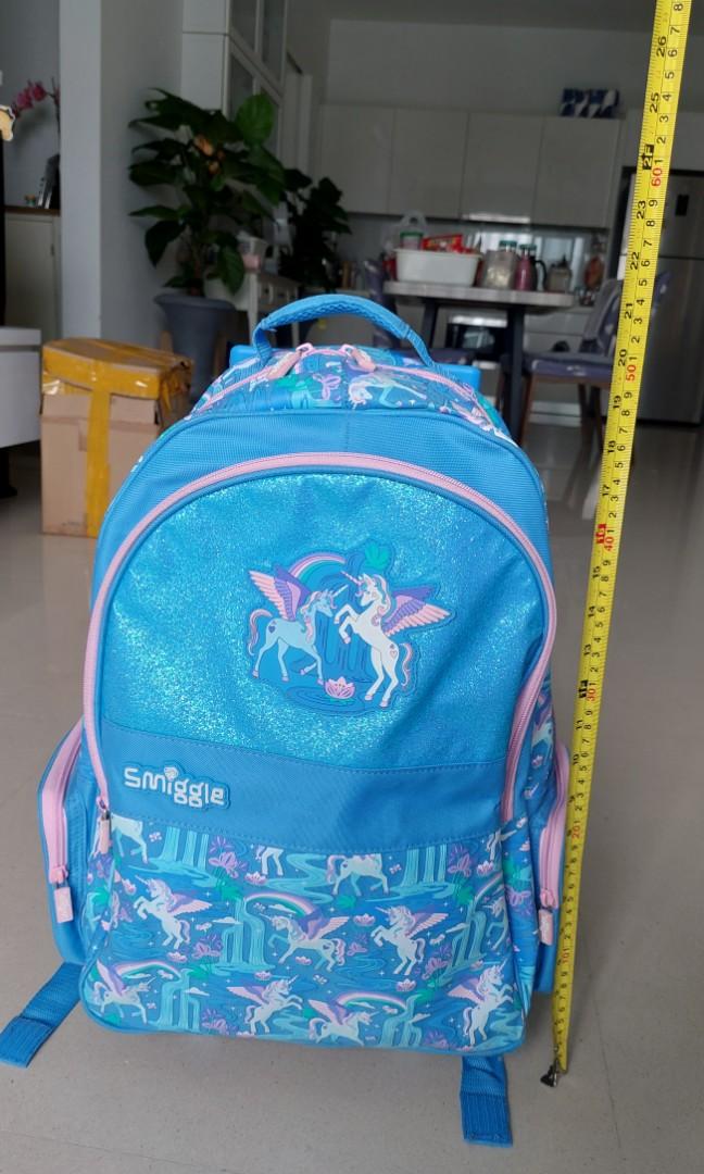 Original Smiggle luggage, Babies & Kids, Babies & Kids Fashion on Carousell
