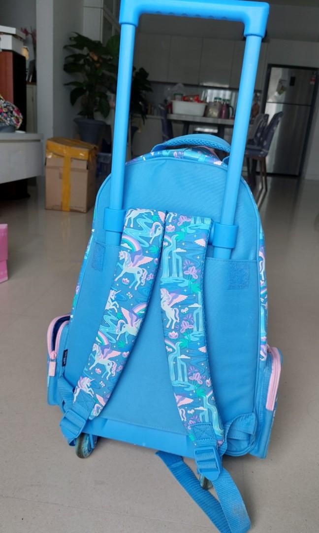 Original Smiggle luggage, Babies & Kids, Babies & Kids Fashion on Carousell