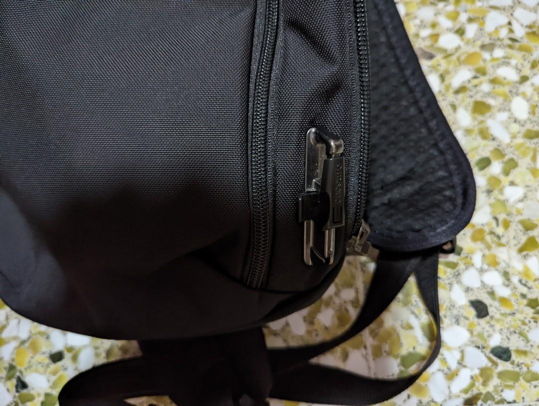 Pac Safe Bagpack, Men's Fashion, Bags, Backpacks on Carousell