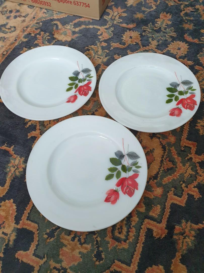 Pyrex plates Made in Englanb, Furniture & Home Living, Kitchenware ...
