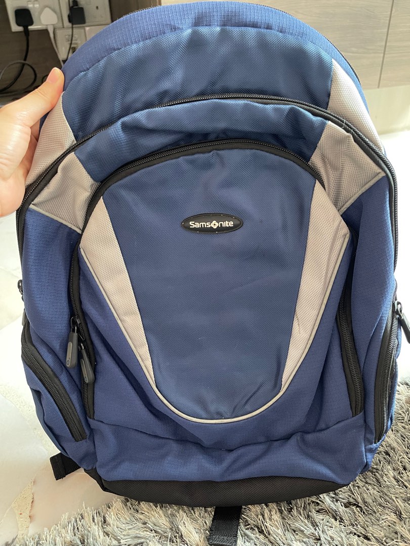 Samsonite laptop backpack, Men's Fashion, Bags, Backpacks on Carousell