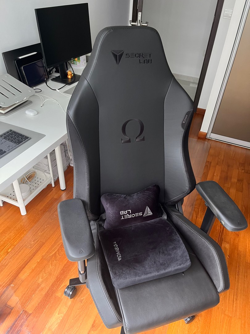 Secret Lab - Omega 2020 (black), Furniture & Home Living, Furniture ...