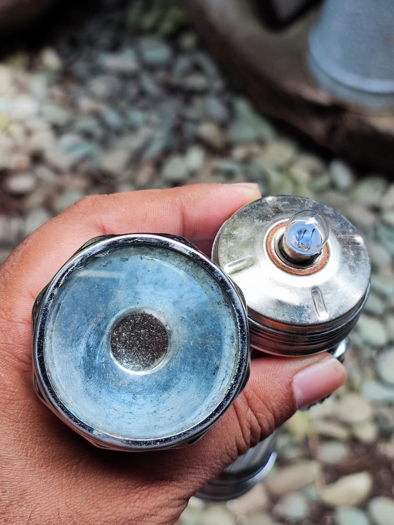 Senter Eveready Jadul Pendek 2 Batre, Antik, Pajangan di Carousell