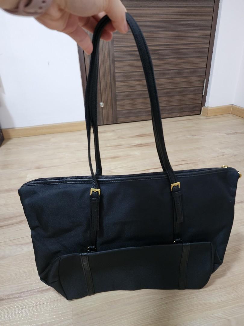 Simple tote bag, Women's Fashion, Bags & Wallets, Shoulder Bags on ...