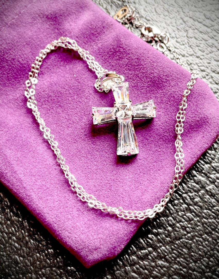 Super Sparkling Elegant Cross Pendent Necklace, Women's Fashion ...