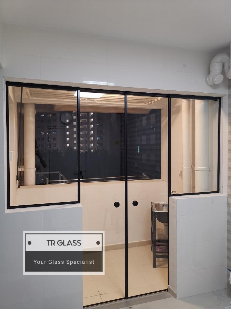 Service Yard Sliding/Bifold/Pivot Door Tempered Glass , Furniture ...