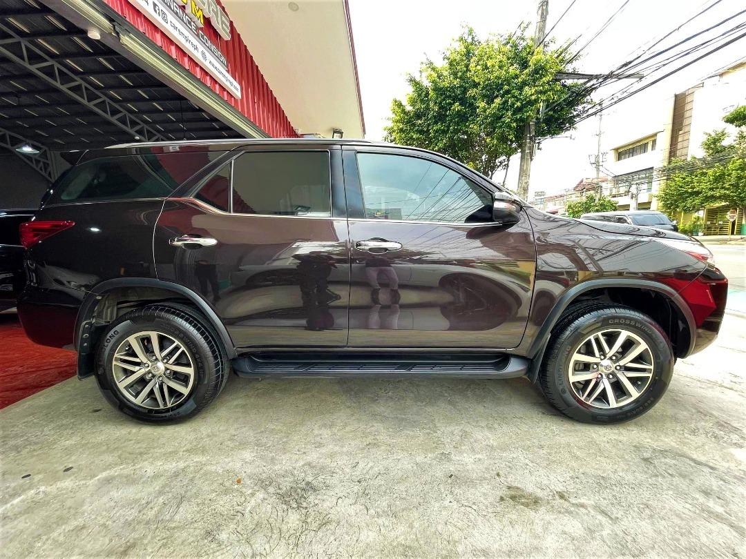 Toyota Fortuner 2017 2.5L V Auto, Cars for Sale, Used Cars on Carousell