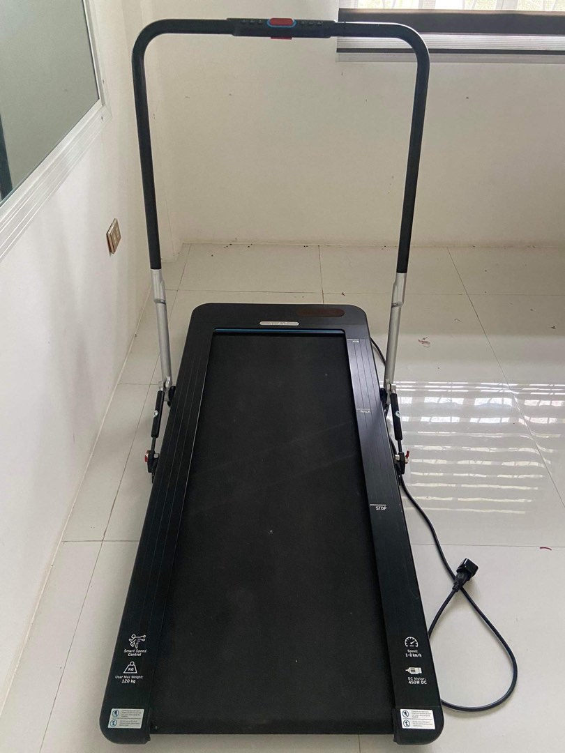 TRAX Ultra Slim Deluxe Treadmill, Sports Equipment, Exercise & Fitness ...