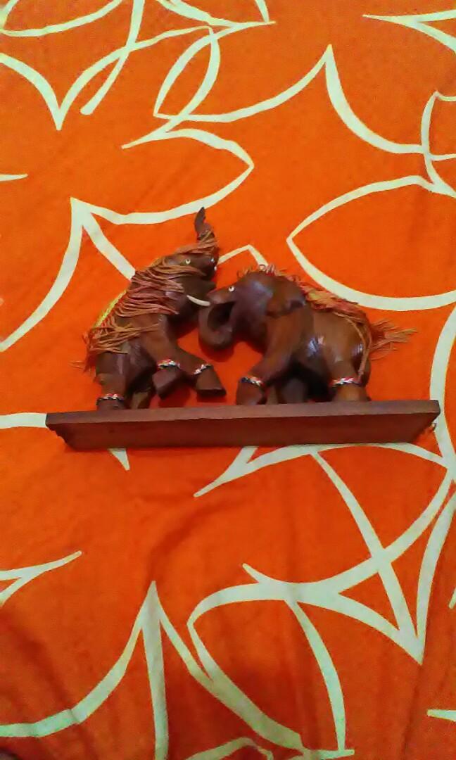 Vintage Thailand display elephant, Furniture & Home Living, Home Decor ...