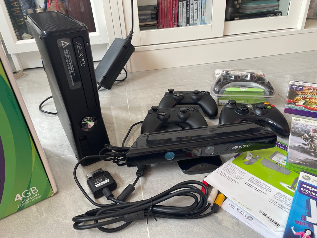 XBOX 360 Kinect + 4 controllers + Games *Like NEW*, 電子遊戲, 電子遊戲機, Xbox ...