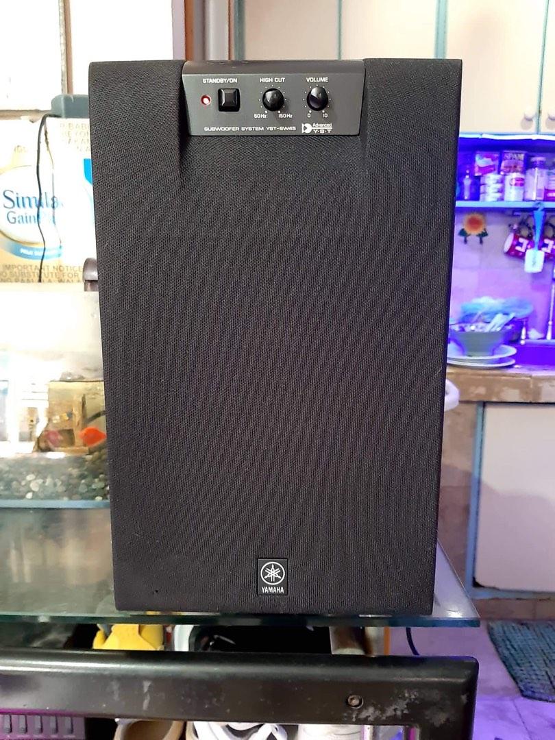 Yamaha yst-sw Powered Subwoofer 70W 8 inches woofer 120V, Audio ...