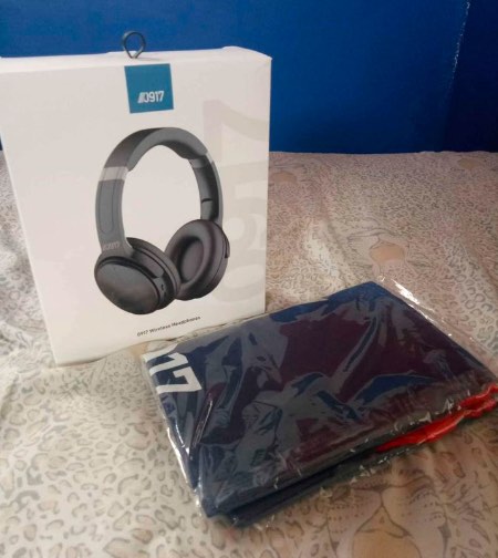 0917 Wireless Headphones, Audio, Headphones & Headsets on Carousell