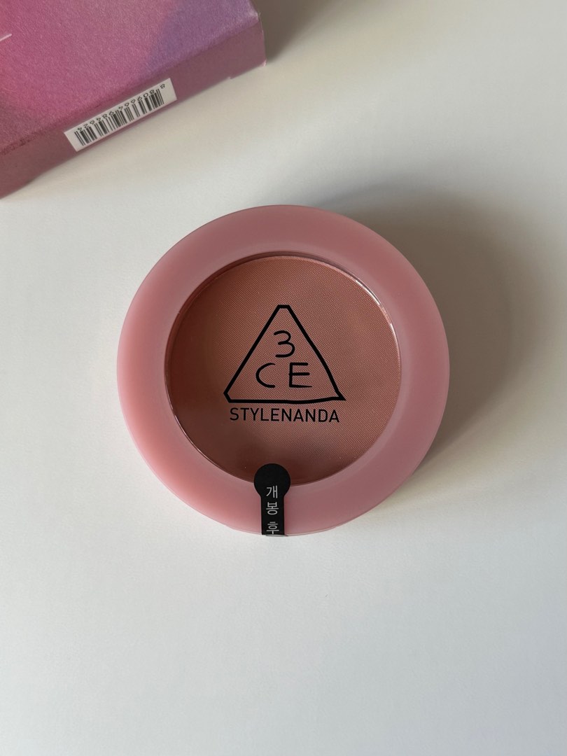 現貨 3CE face blush 胭脂/腮紅 CITY MAUVE, 美容＆個人護理, 健康及美容 - 皮膚護理, 化妝品 - Carousell