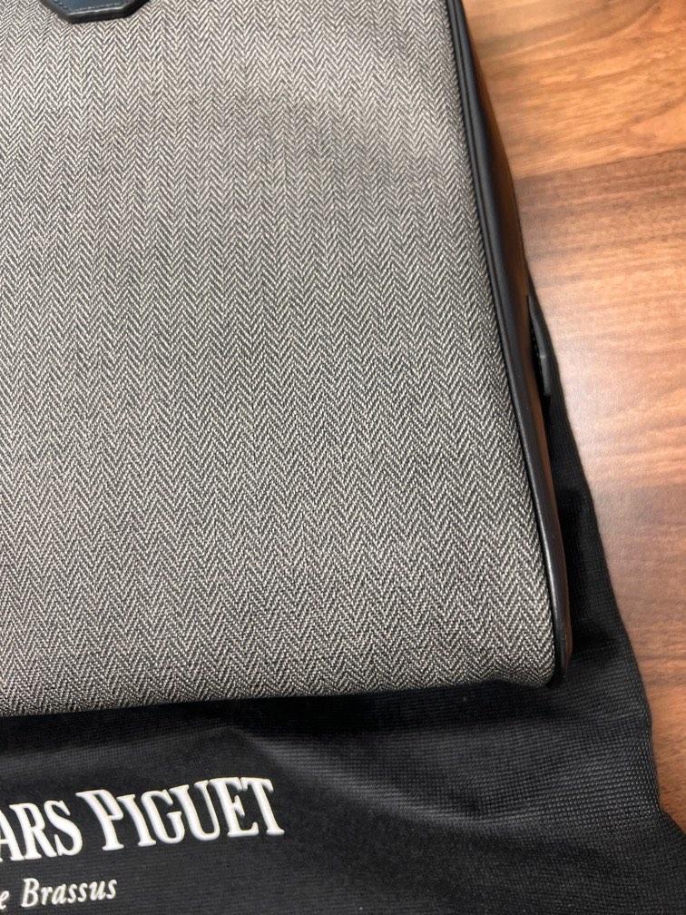 AP AUDEMARS PIGUET BAG 愛比錶 行政公事包, 名牌, 手袋及銀包 - Carousell