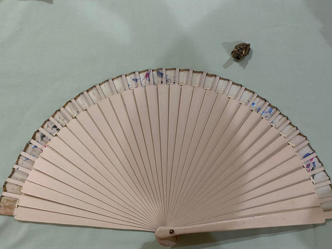 Authentic Vintage Spanish Fan | Handpainted (Semi-embossed), Furniture ...