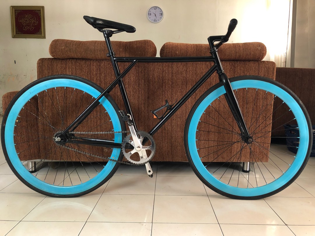 Negotiable Basikal Fixie untuk diletgo, Sports Equipment, Bicycles ...
