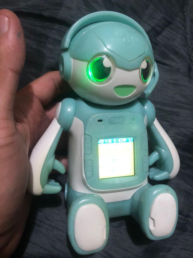Benesse cute talking robot, Hobbies & Toys, Toys & Games on Carousell