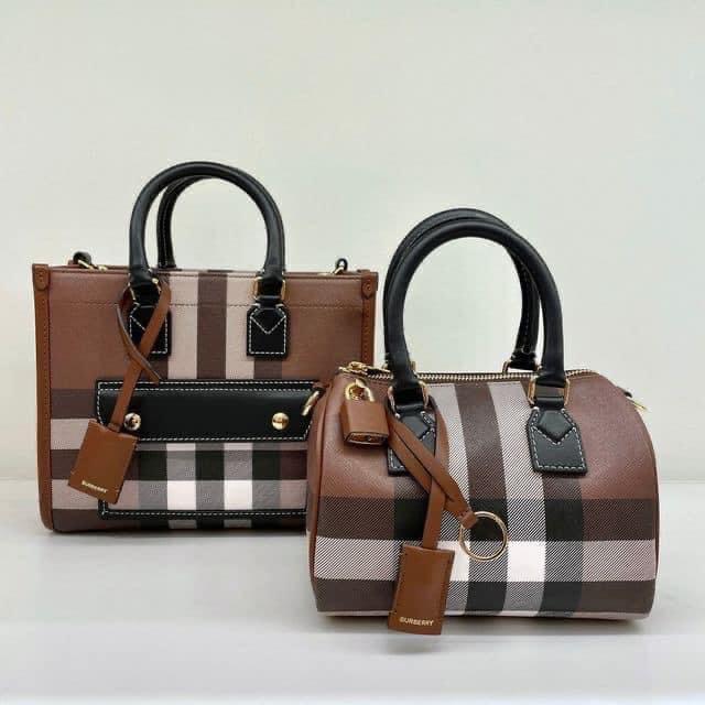 Burberry w magnetic box, Luxury, Bags & Wallets on Carousell