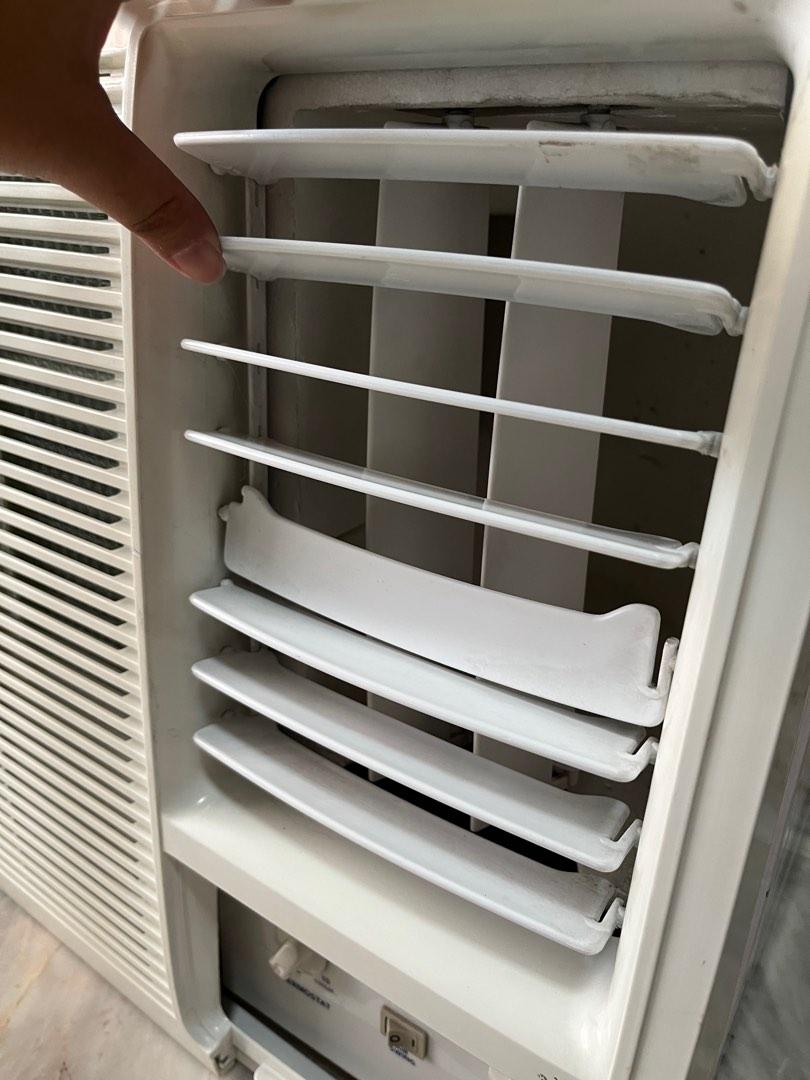 Carrier 2HP Window Type Aircon, TV & Home Appliances, Air Conditioning ...